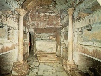 PONTIEN (pape) - Tombes Sépultures dans les ciemtières et autres lieux