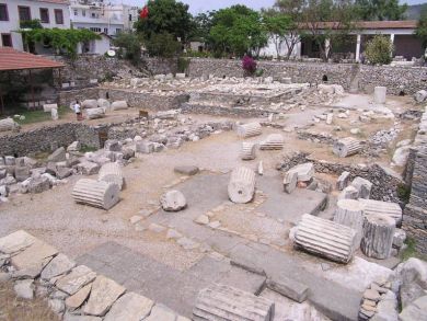 MAUSOLE et son… MAUSOLÉE