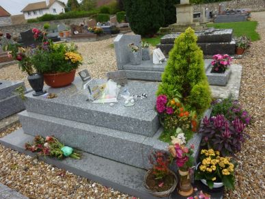 BOURVIL André Raimbourg, dit - Tombes Sépultures dans les cimetières et ...